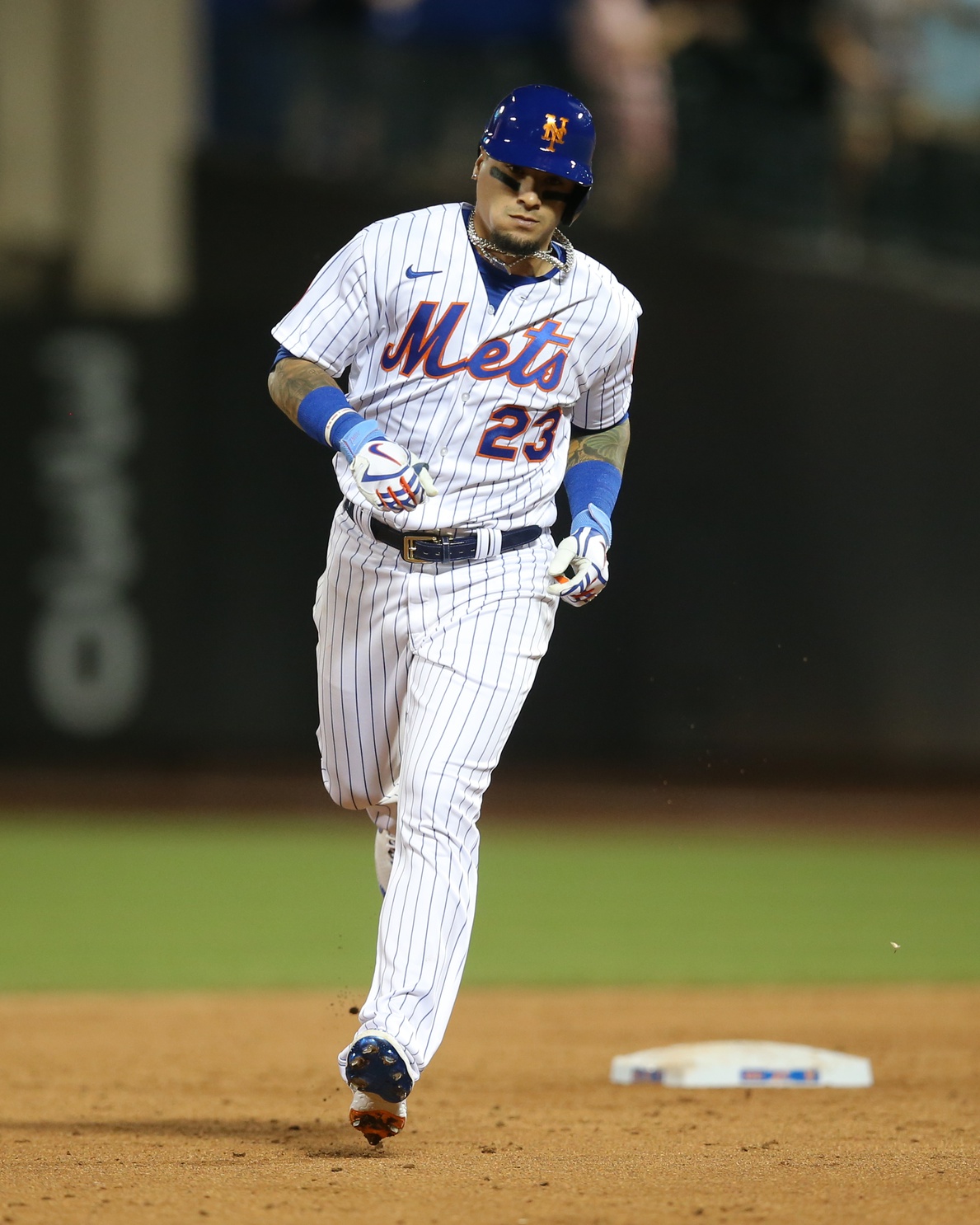 Morning Briefing: Javier Baez Hits First Home Run as a Met ...